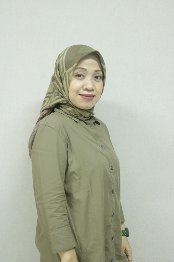 Profil Lektor - Fakultas Hukum Universitas Jember